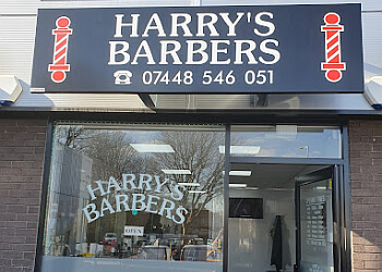 3 Best Barbers in Wolverhampton, UK - Expert Recommendations