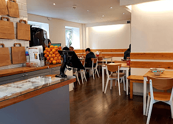 3 Best Thai Restaurants in Exeter, UK - Expert Recommendations