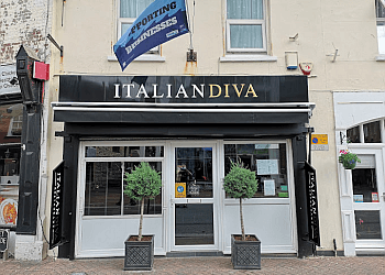 3 Best Italian Restaurants in Poole, UK - Expert Recommendations