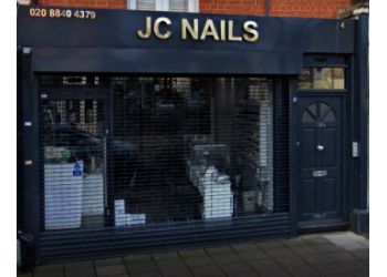 3 Best Nail Salons in Ealing, UK - Expert Recommendations