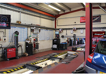 3 Best Car Garages in Flintshire, UK - Expert Recommendations