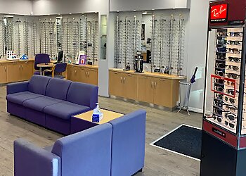 3 Best Opticians in Bournemouth, UK - Expert Recommendations
