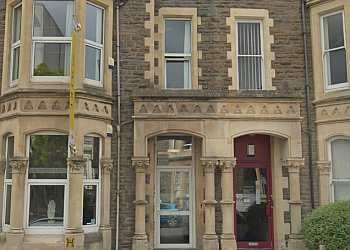 3 Best Art Galleries in Cardiff, UK - Expert Recommendations