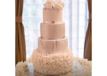 3 Best Cake Makers in Renfrewshire, UK - Expert Recommendations