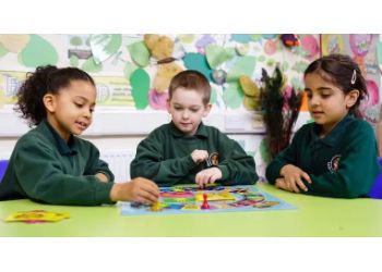 3 Best Primary School in Luton, UK - Expert Recommendations