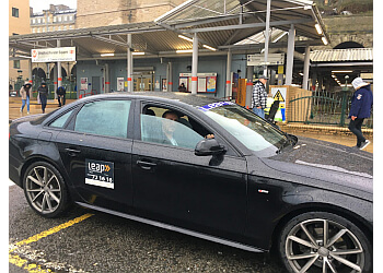 3 Best Taxis in Bradford, UK - Expert Recommendations