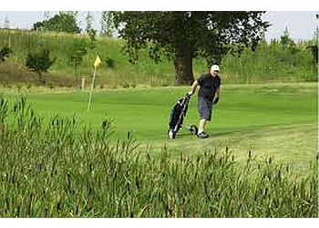 3 Best Golf Courses in Wolverhampton, UK - Expert Recommendations