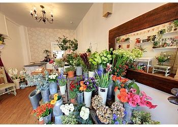 3 Best Florists in Bristol, UK - Expert Recommendations