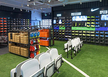 3 Best Sports Shops in London, UK - Expert Recommendations