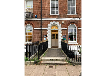 3 Best Massage Therapists in Exeter, UK - Expert Recommendations