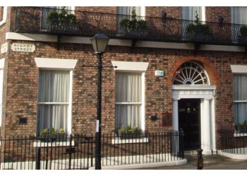 3 Best Physiotherapists in Liverpool, UK - Expert Recommendations