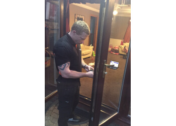3 Best Locksmiths in Kingston Upon Hull, UK - ThreeBestRated