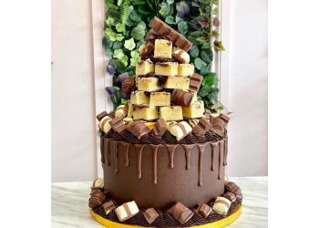 3 Best Cake Makers in Sunderland, UK - Expert Recommendations