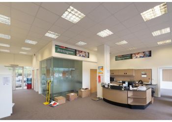 3 Best Courier Services in Milton Keynes, UK - ThreeBestRated