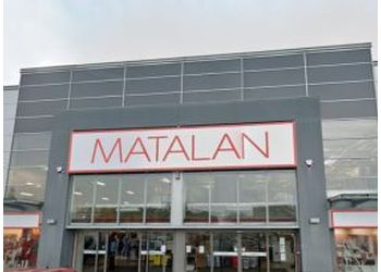 3 Best Clothing Stores in Belfast, UK - Expert Recommendations