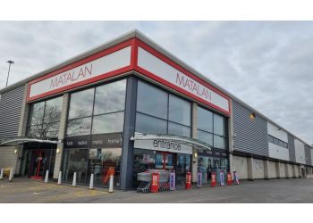 3 Best Clothing Stores in Gateshead, UK - ThreeBestRated