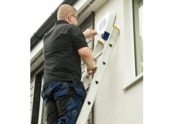 3 Best Security Systems in Leeds, UK - Expert Recommendations
