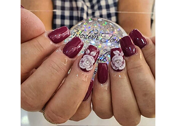 3 Best Nail Salons in Colchester, UK - Expert Recommendations