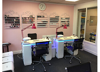 3 Best Nail Salons in Bolton, UK - Expert Recommendations