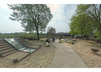 3 Best Parks in Peterborough, UK - Expert Recommendations