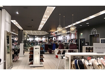 3 Best Clothing Stores in Bath, UK - Expert Recommendations