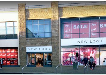 3 Best Clothing Stores in Carmarthenshire, UK - ThreeBestRated