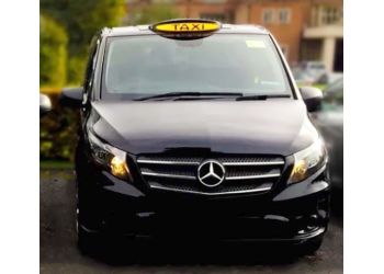 3 Best Taxis in Northampton, UK - Expert Recommendations