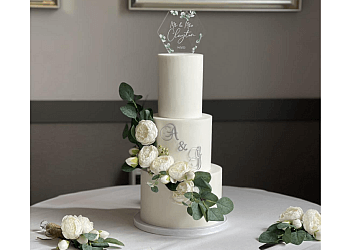 3 Best Cake Makers in Aberdeen, UK - Expert Recommendations