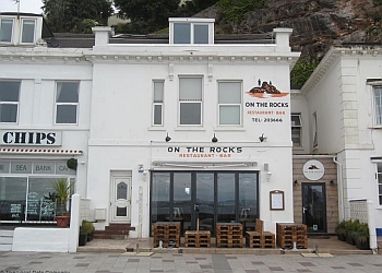 3 Best Seafood Restaurants in Torquay, UK - Expert Recommendations