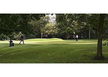 3 Best Golf Courses in Wolverhampton, UK - Expert Recommendations