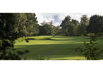 3 Best Golf Courses in Wolverhampton, UK - Expert Recommendations