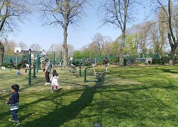 3 Best Parks in Walsall, UK - Expert Recommendations