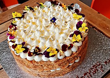 3 Best Cake Makers in Chester, UK - Expert Recommendations