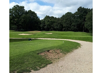 3 Best Golf Courses in Colchester, UK - Expert Recommendations