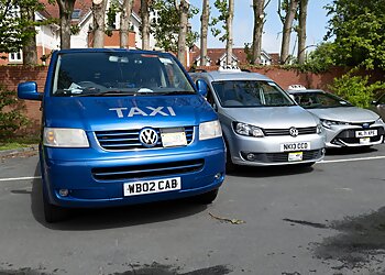 3 Best Taxis in Blackpool, UK - Expert Recommendations