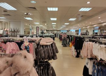 3 Best Clothing Stores in Kingston Upon Hull, UK - ThreeBestRated