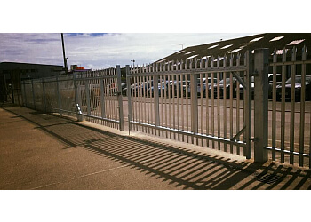 3 Best Fencing Contractors in Brighton, UK - Expert Recommendations