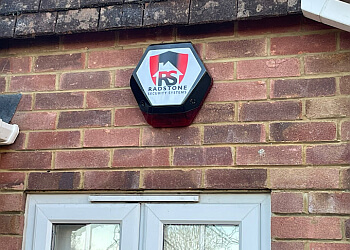 3 Best Security Systems in Northampton, UK - Expert Recommendations