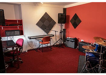 3 Best Music Schools in Bury, UK - Expert Recommendations