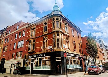 3 Best Cafes in London, UK - Expert Recommendations