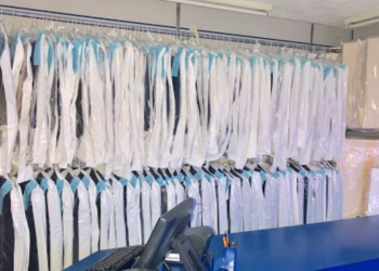 3 Best Dry Cleaners in Reading, UK - ThreeBestRated