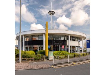 3 Best Car Dealerships in Manchester, UK - ThreeBestRated