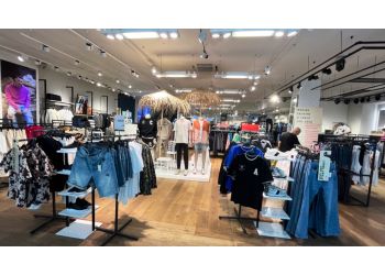 3 Best Clothing Stores in Manchester, UK - ThreeBestRated