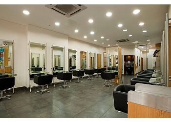 3 Best Hairdressers in Basildon, UK - Expert Recommendations