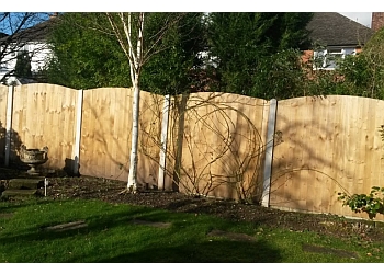 3 Best Fencing Contractors in Cardiff, UK - Top Picks June 2019