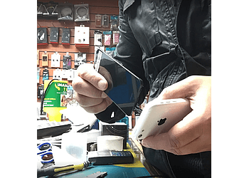 3 Best Cell Phone Repair in Bury, UK - ThreeBestRated