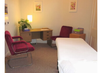 3 Best Osteopath in Bristol, UK - Expert Recommendations