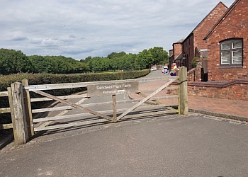 3 Best Places To Visit in Sandwell, UK - Expert Recommendations