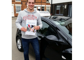 3 Best Driving School in Leicester, UK - ThreeBestRated
