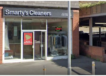 3 Best Dry Cleaners in Oldham, UK - ThreeBestRated